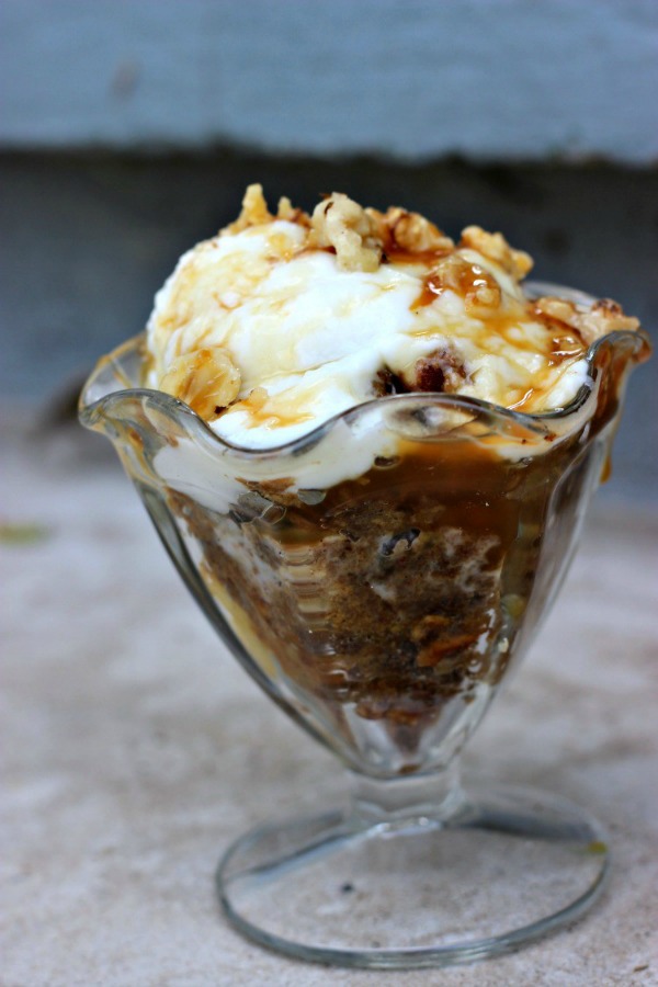 Apple Walnut Slow Cooker Bread Pudding Recipe - Best Crafts and Recipes