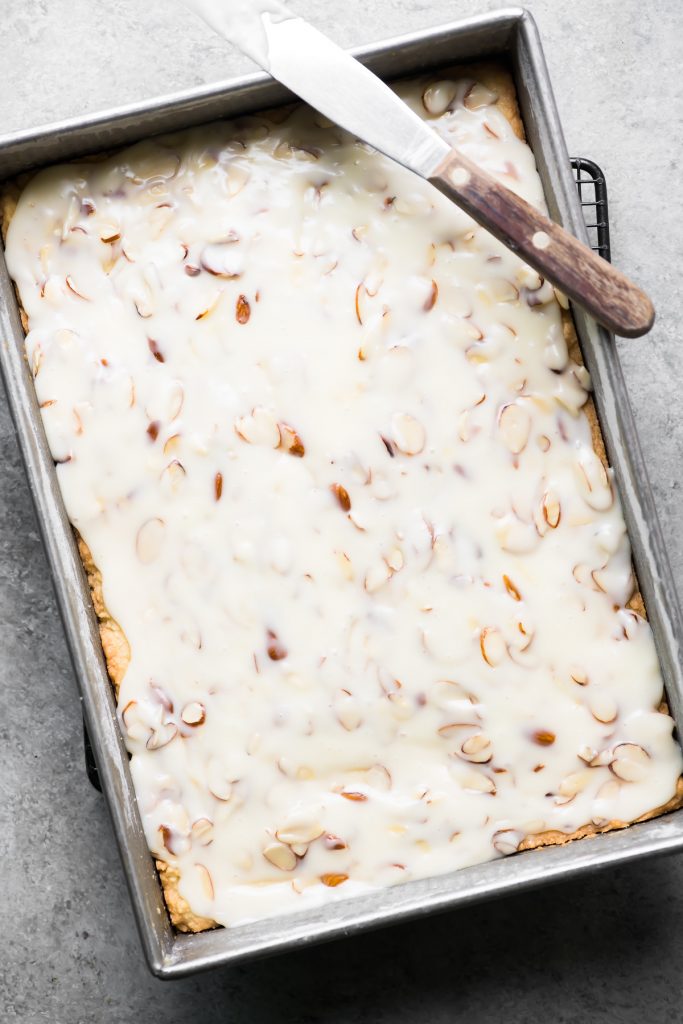 Almond Shortbread Bars - Best Crafts and Recipes