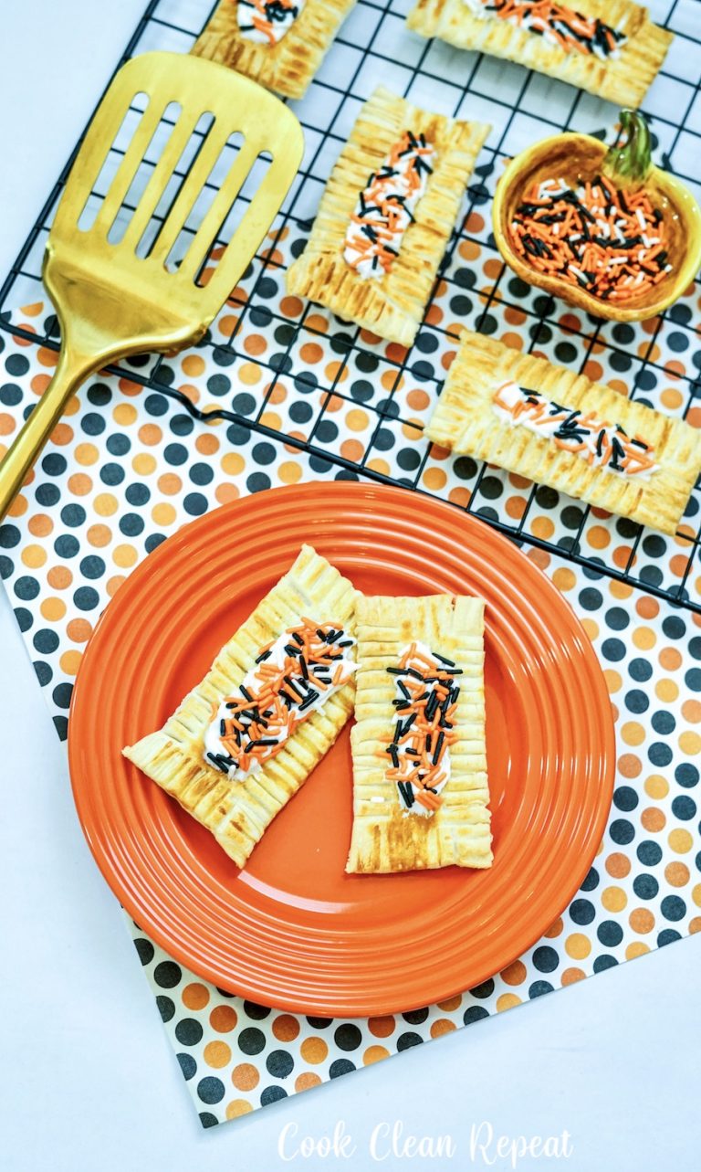 Homemade Pumpkin Pop Tarts - Best Crafts and Recipes