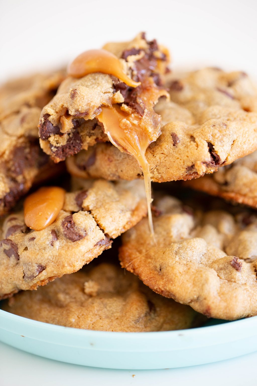 Caramel Chocolate Chip Cookies - Best Crafts and Recipes