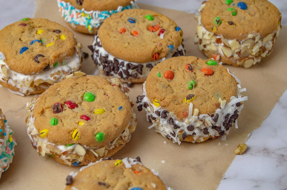 Homemade Ice Cream Sandwiches - Best Crafts and Recipes